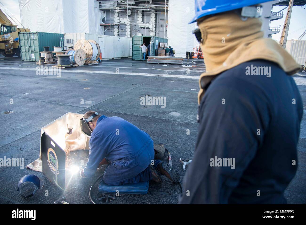170920-N-LN243-021 PORTSMOUTH, Va. (Sept. 20, 2017) Fire Controlman ...