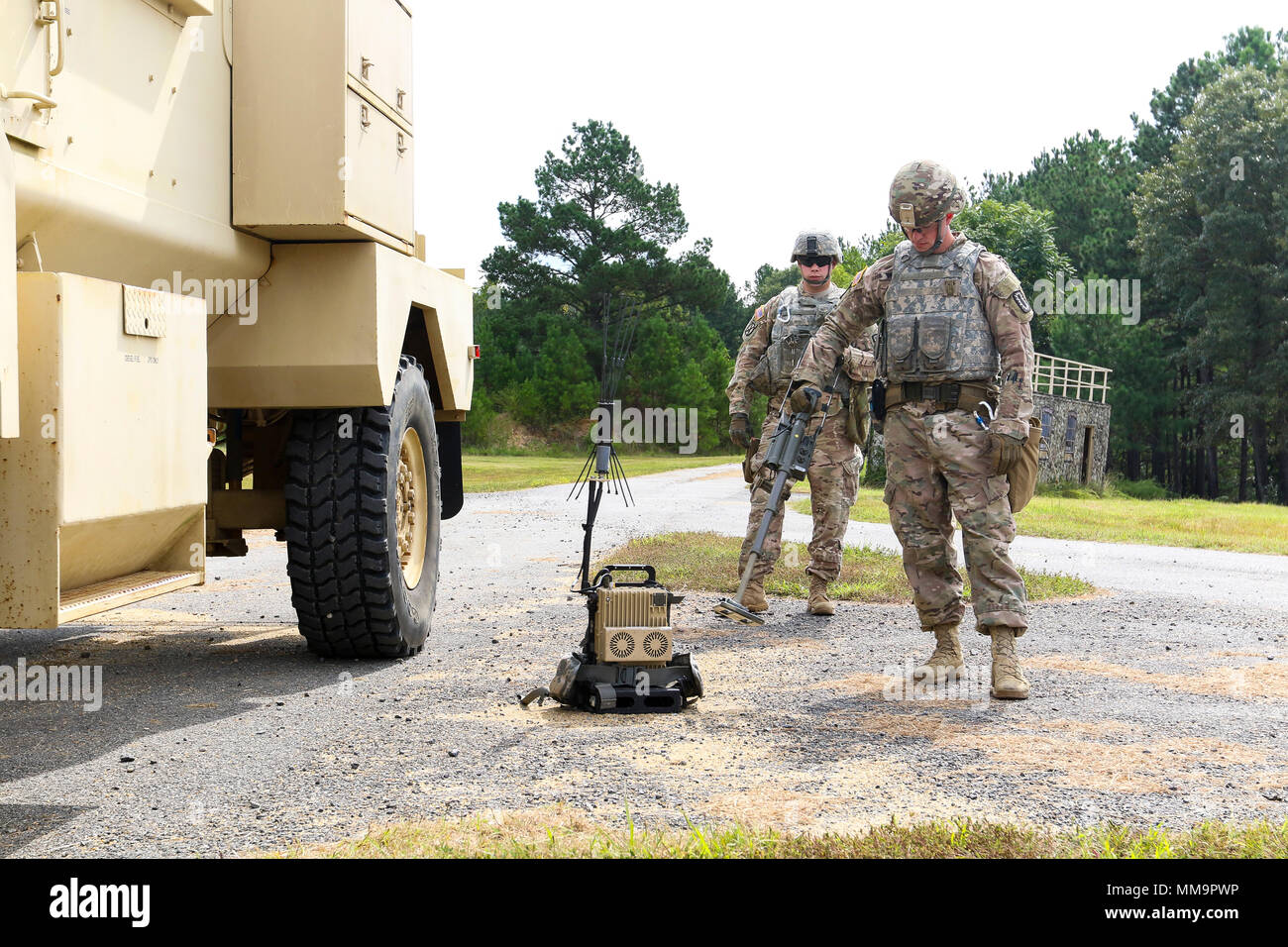 Sgt. 1st Class Joshua Tygret, assigned to 744th Ordnance Disposal ...