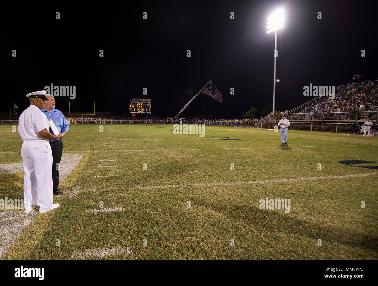 Helping native americans hi-res stock photography and images - Alamy
