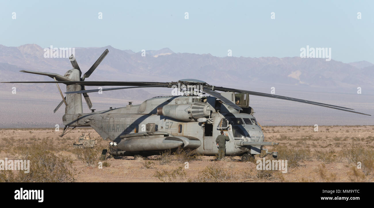 U.S. Marines with Marine Heavy Helicopter Squadron (HMH) 361, Marine ...