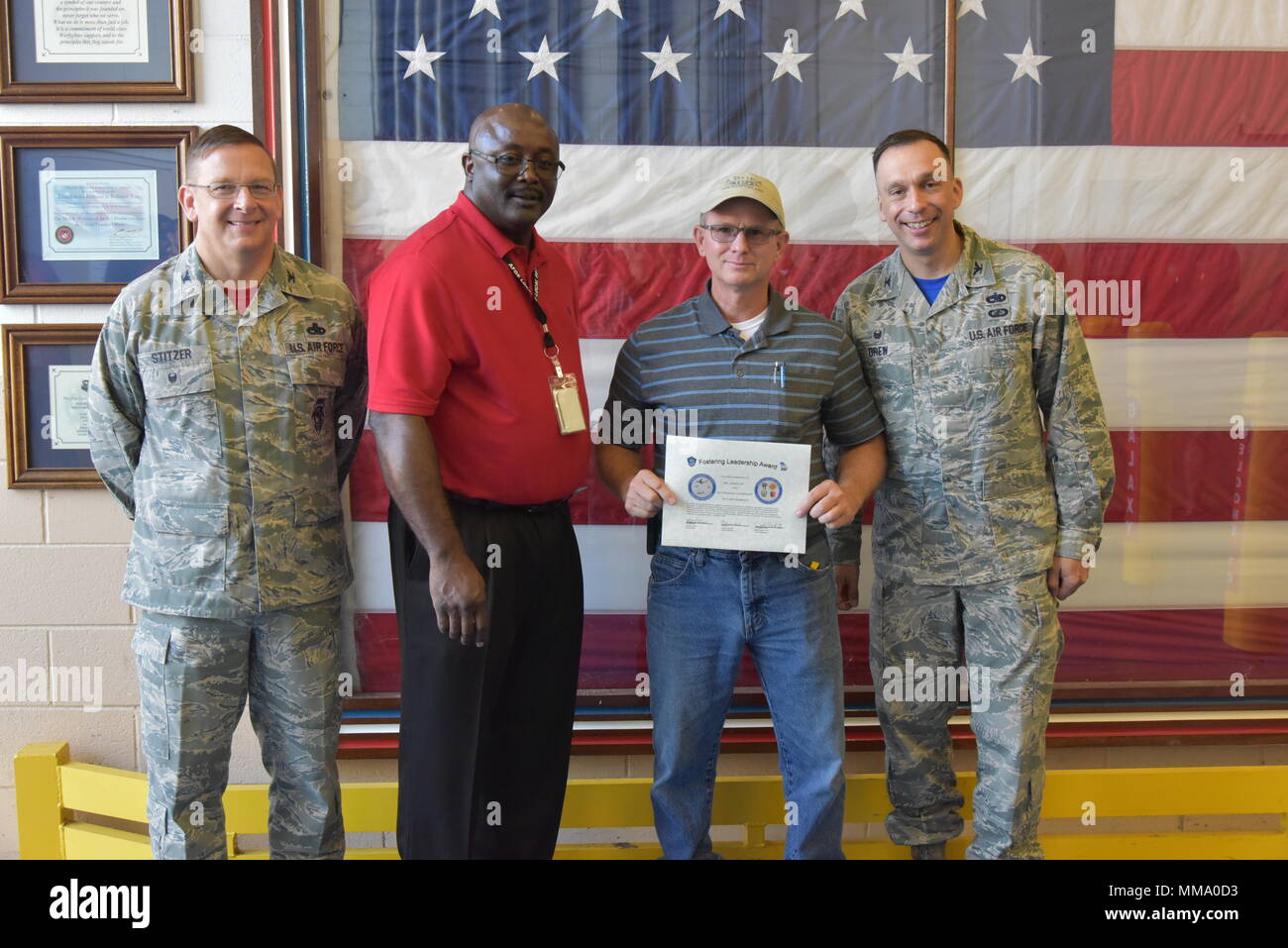 402nd electronics maintenance group hi-res stock photography and images ...