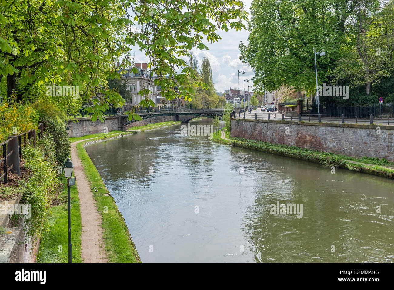 French canals hi-res stock photography and images - Alamy