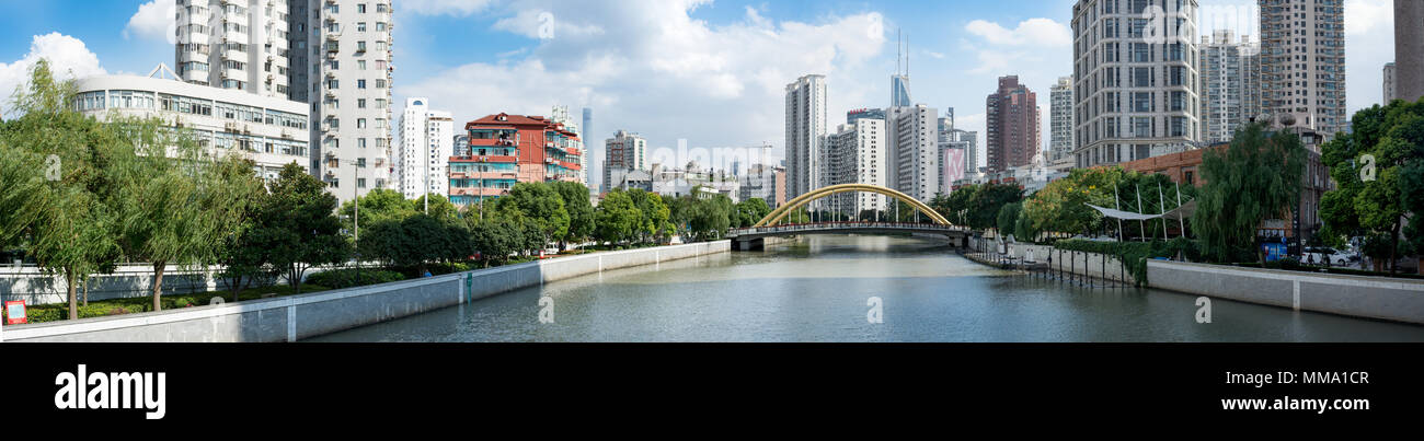 Wuzhen Road Bridge over Suzhou Creek, Shanghai, China. Jing'an ...
