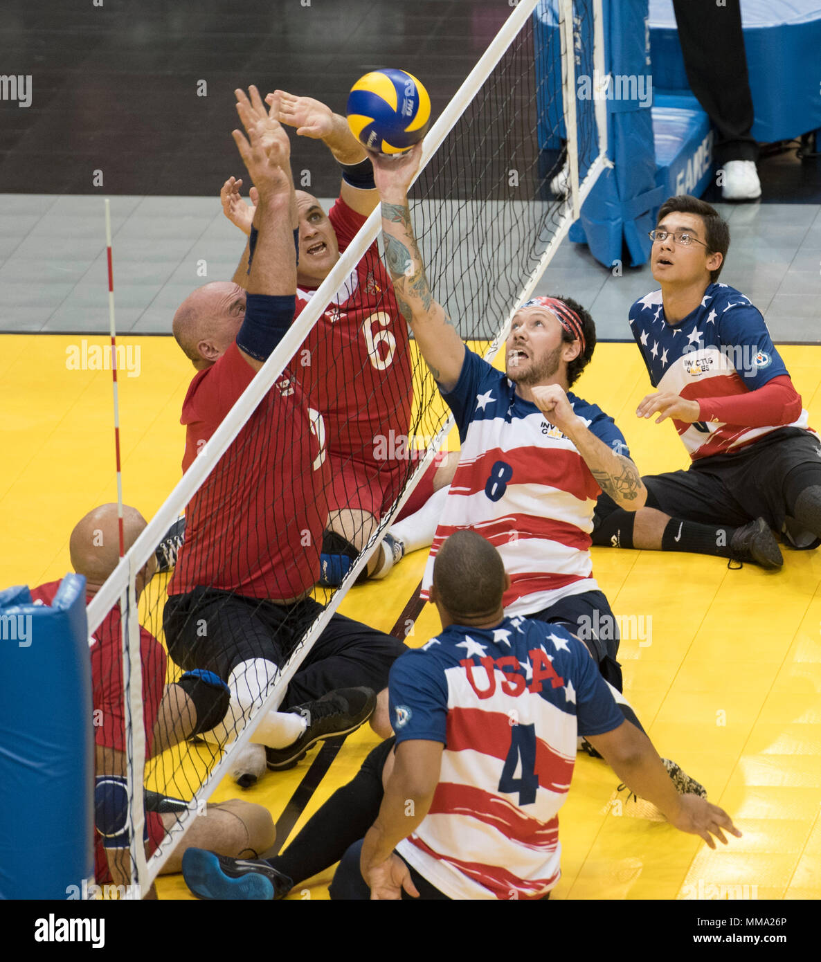 Sitting volleyball hi-res stock photography and images - Alamy