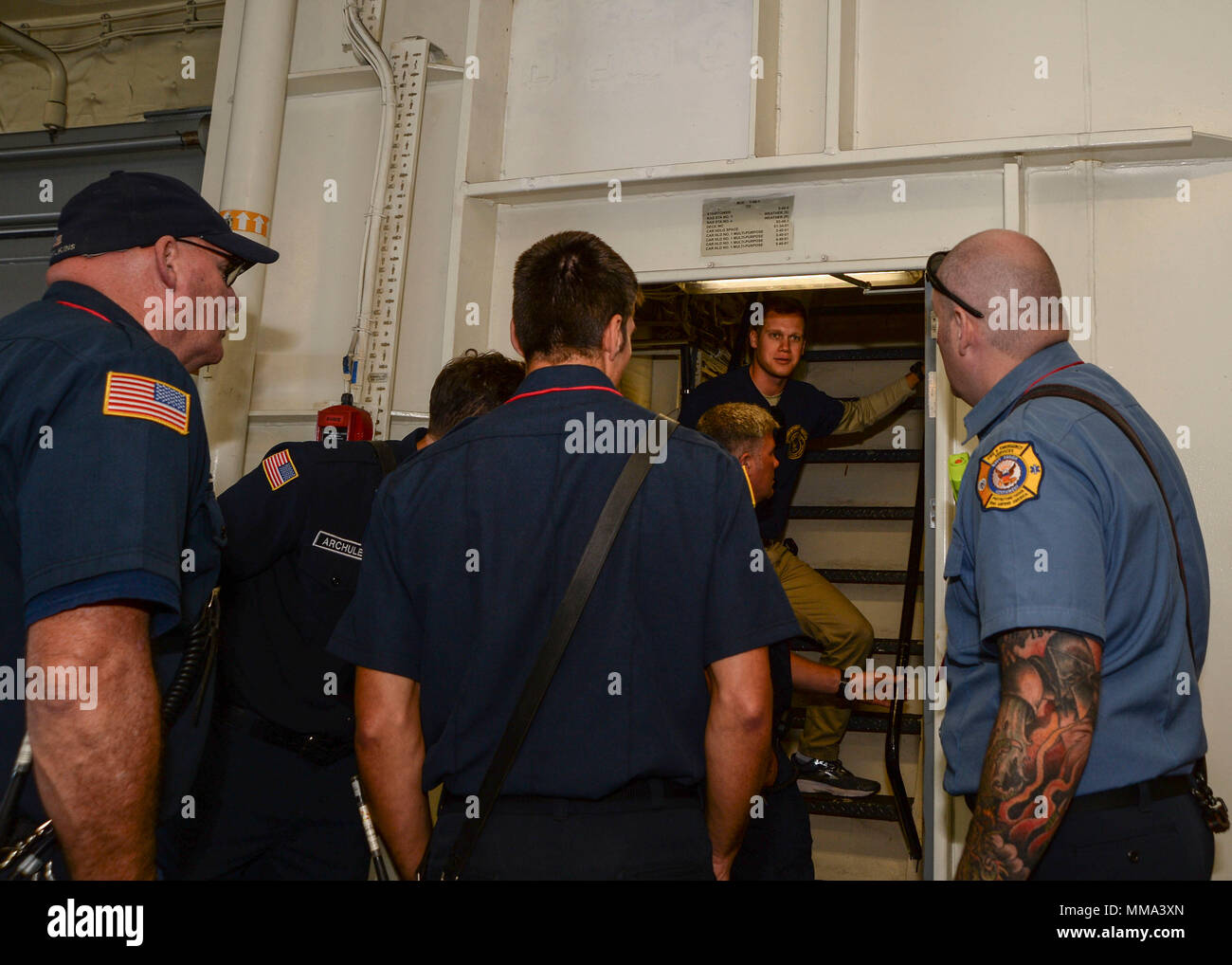 170928-N-VH385-027 NAVAL MAGAZINE INDIAN ISLAND, Wash. (Sept. 28, 2017 ...