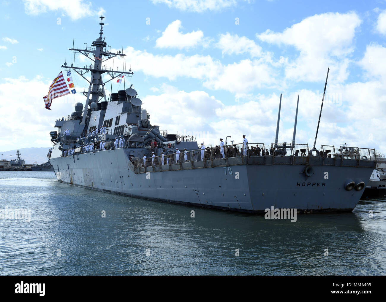 170928-N-ON468-0068 PEARL HARBOR (Sep. 28, 2017) Guided-missile ...