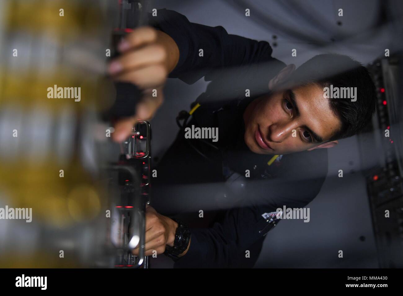 170925-N-FP878-002 ATLANTIC OCEAN (Sept. 25, 2017) Information Systems ...