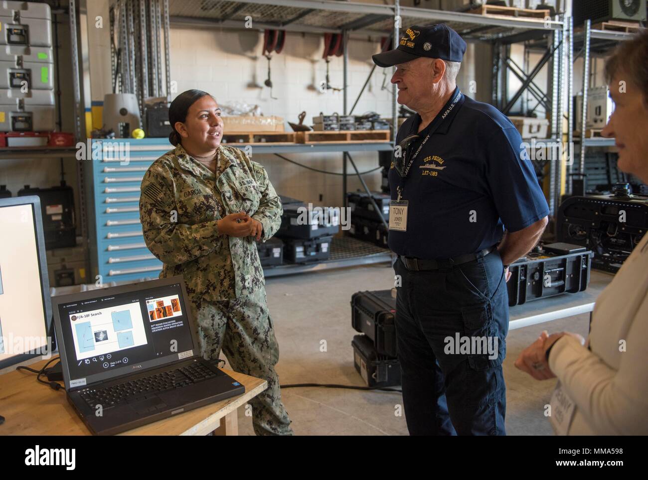 170929-N-SF508-022 VIRGINIA BEACH, Va. (Sept. 29, 2017) Mineman 3rd ...