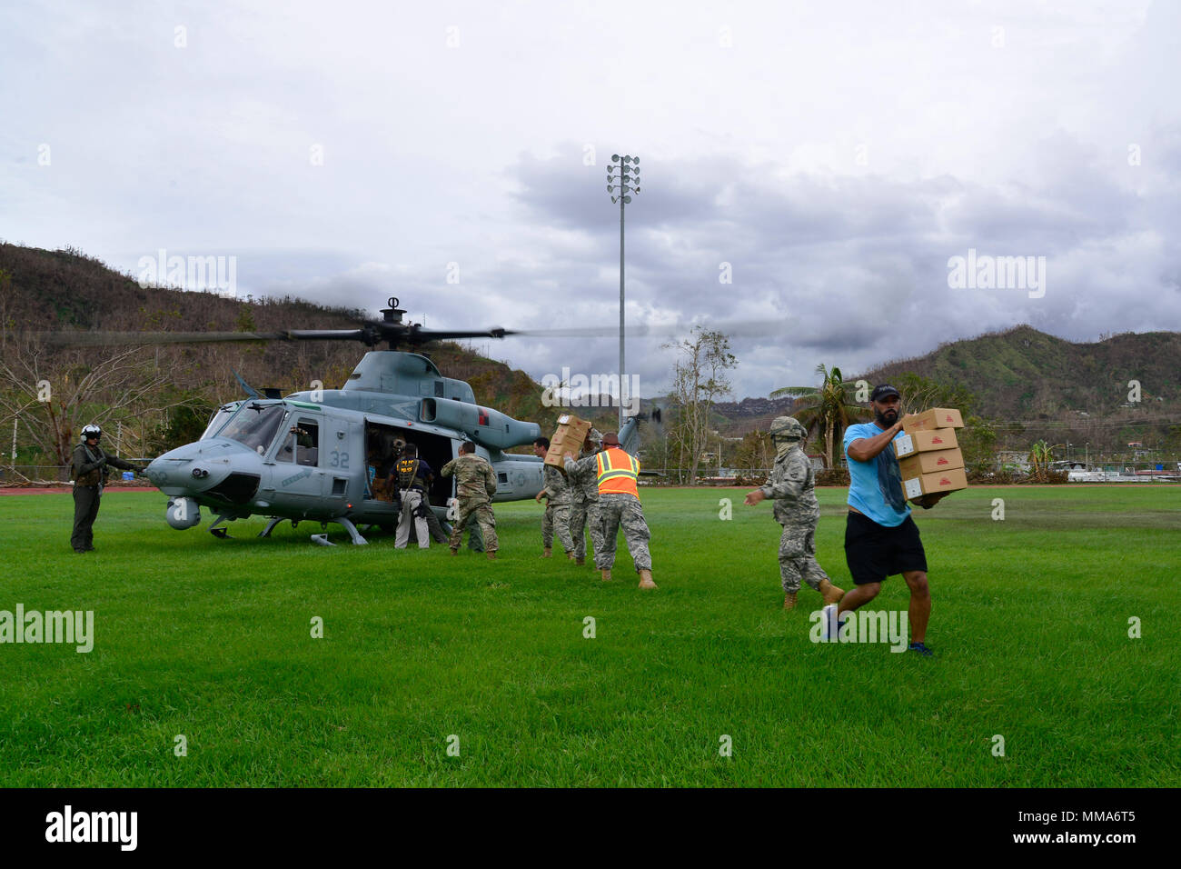 Fema helicopter hi-res stock photography and images - Alamy