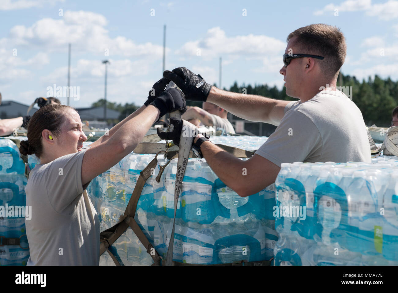 POPE ARMY AIRFIELD, N.C. — Airman 1st Class Tonya Allen and Senior ...