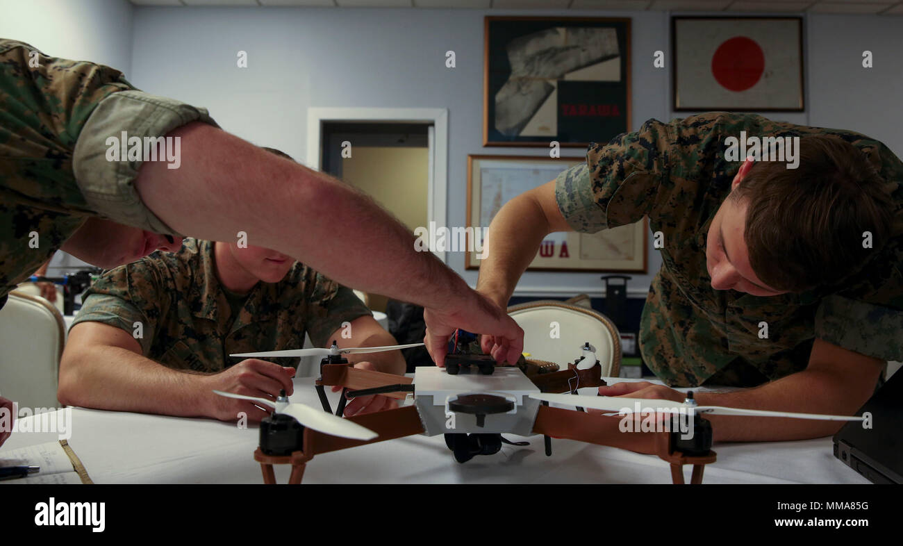 Marines work together to build a 3D printed unmanned aerial system ...