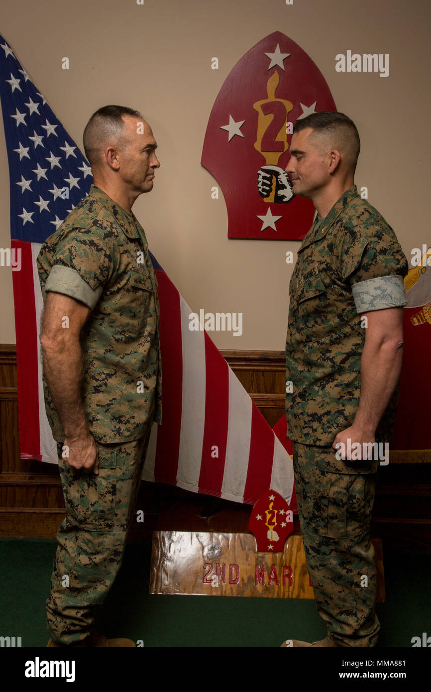 Lieutenant colonel love hi-res stock photography and images - Alamy