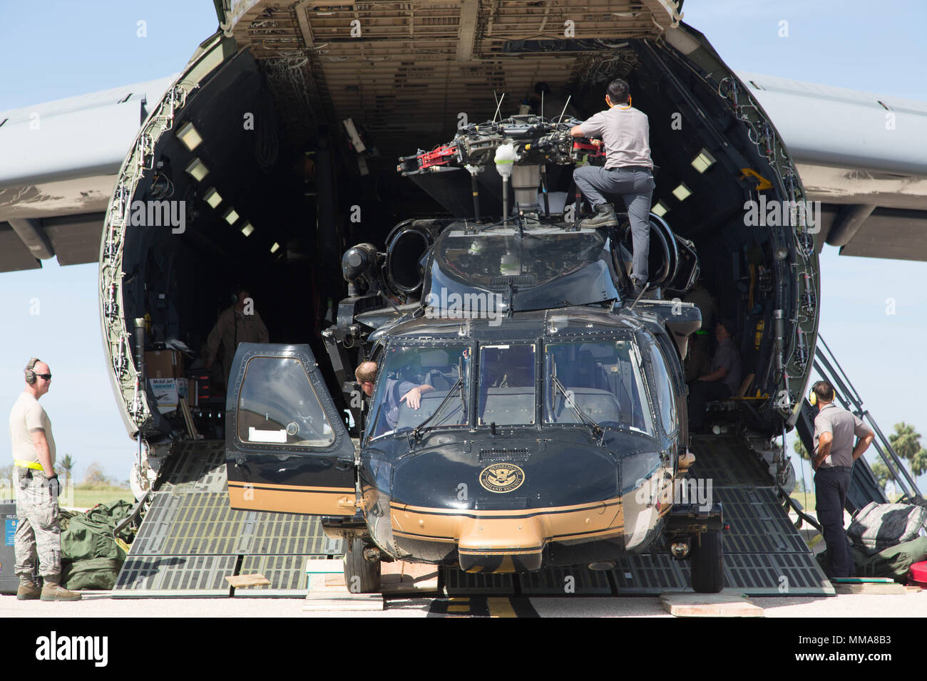 Caribbean-based PAE maintenance staff and U.S. Air Force (USAF ...