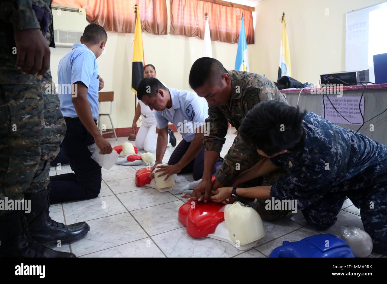 170926-A-NY041-0066 PUERTO BARRIOS, Guatemala (Sept. 26, 2017) U.S ...