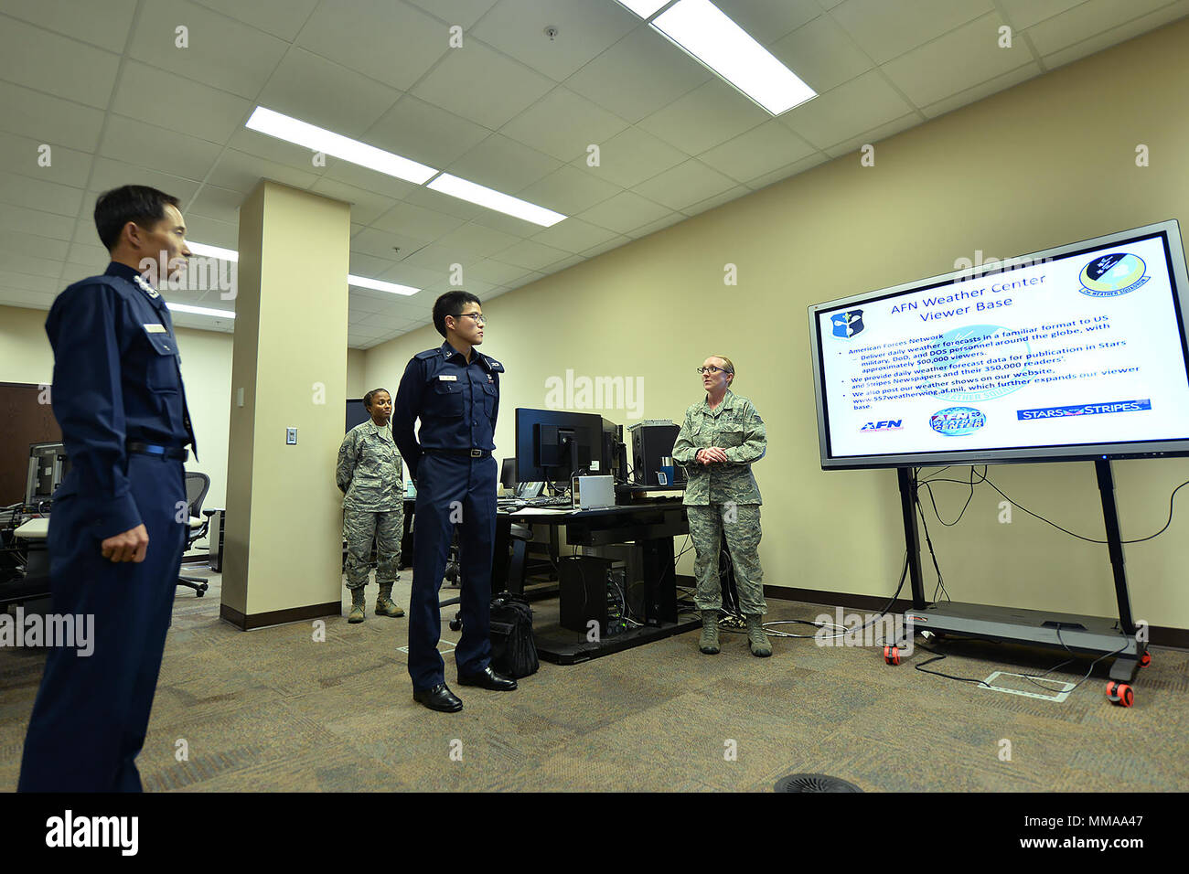 557th weather wing hi-res stock photography and images - Alamy