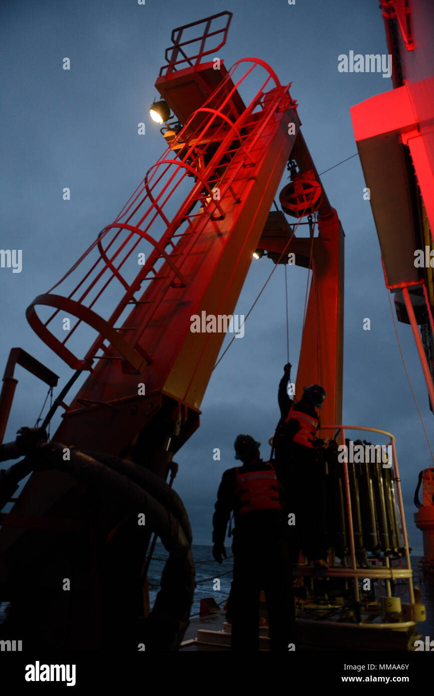 Ctd frame hi-res stock photography and images - Alamy