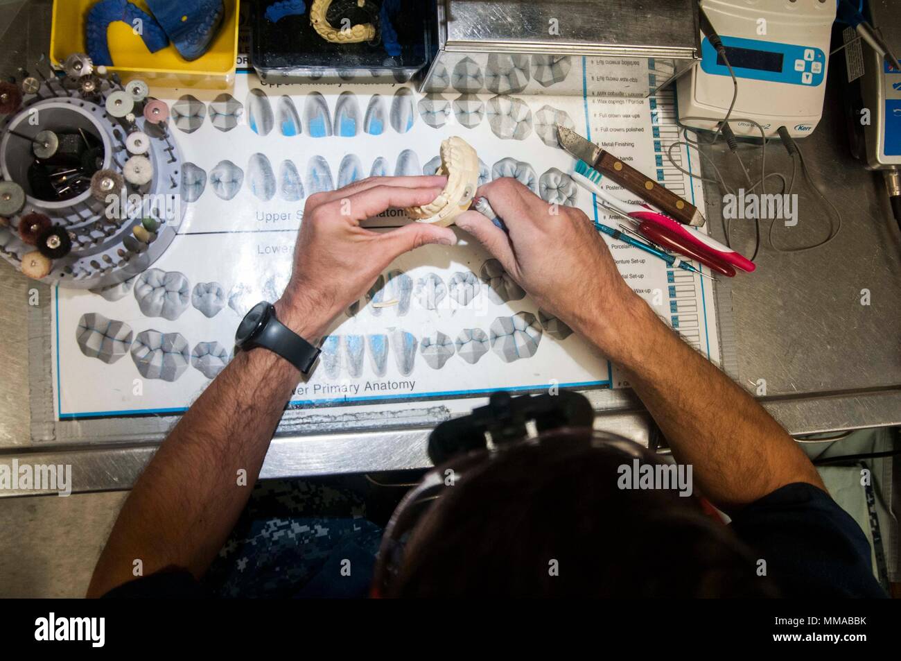 170920-N-IV489-043 NEWPORT NEWS, Va. (Sept. 20, 2017) Hospital Corpsman ...