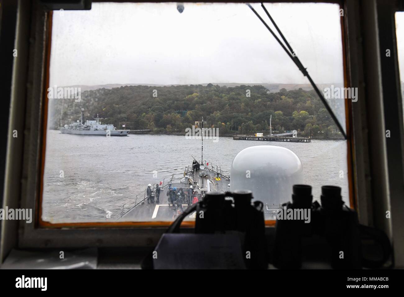 171001-N-FP878-051 FASLANE, Scotland (Oct. 1, 2017) The Arleigh Burke ...