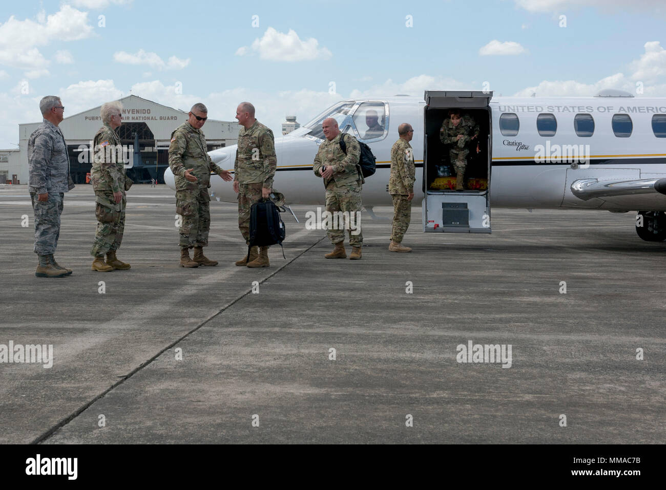 U s army lt gen timothy kadavy hi-res stock photography and images - Alamy