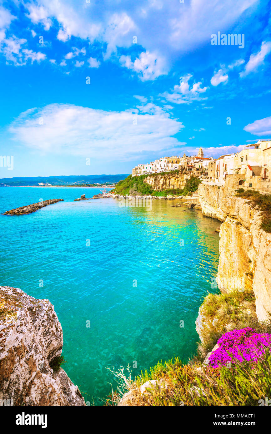 Gargano peninsula hi-res stock photography and images - Alamy
