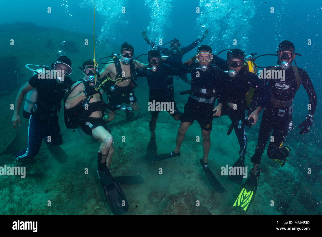 Singapore naval diving unit hi-res stock photography and images - Alamy