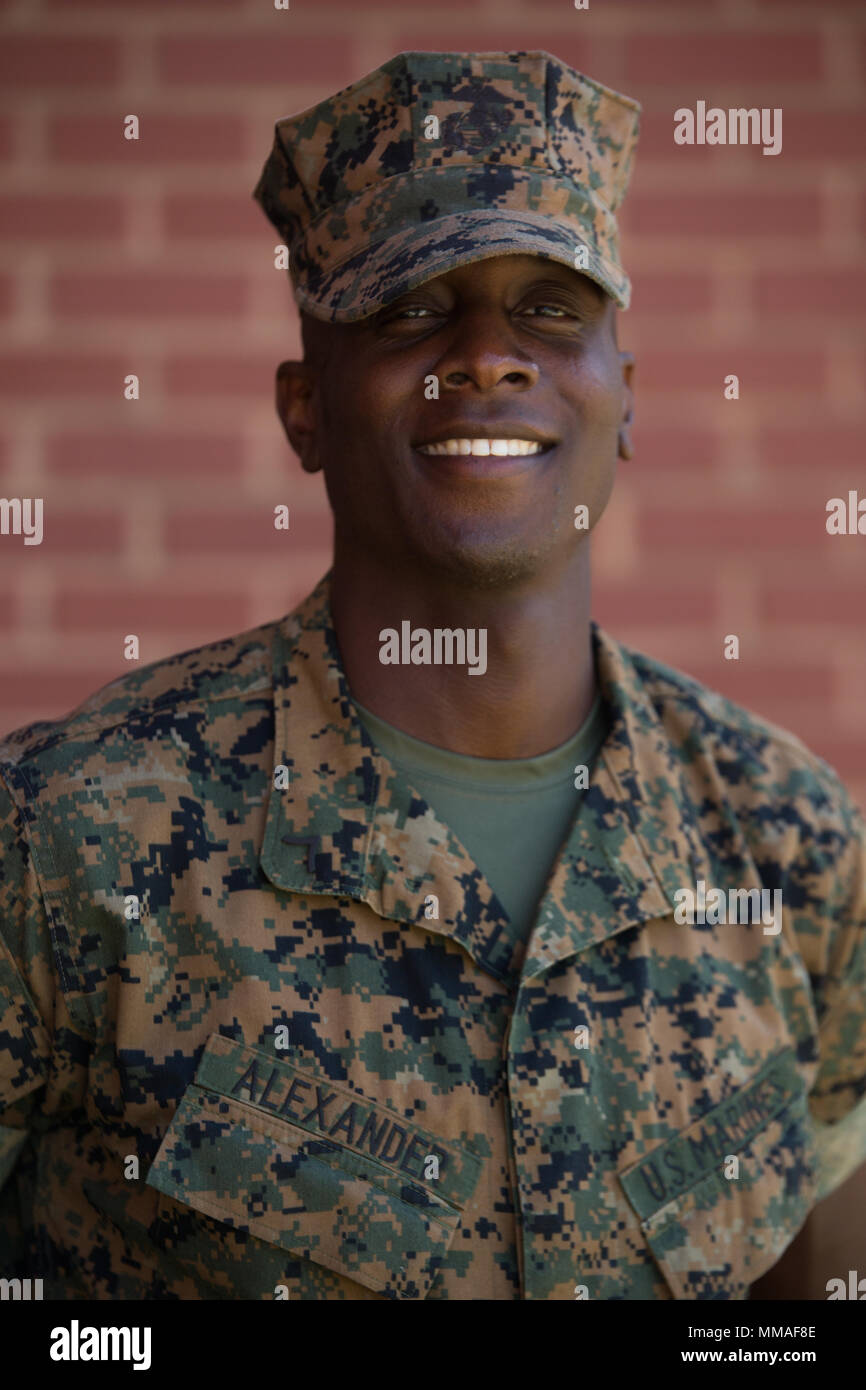 Alexander parris hi-res stock photography and images - Alamy