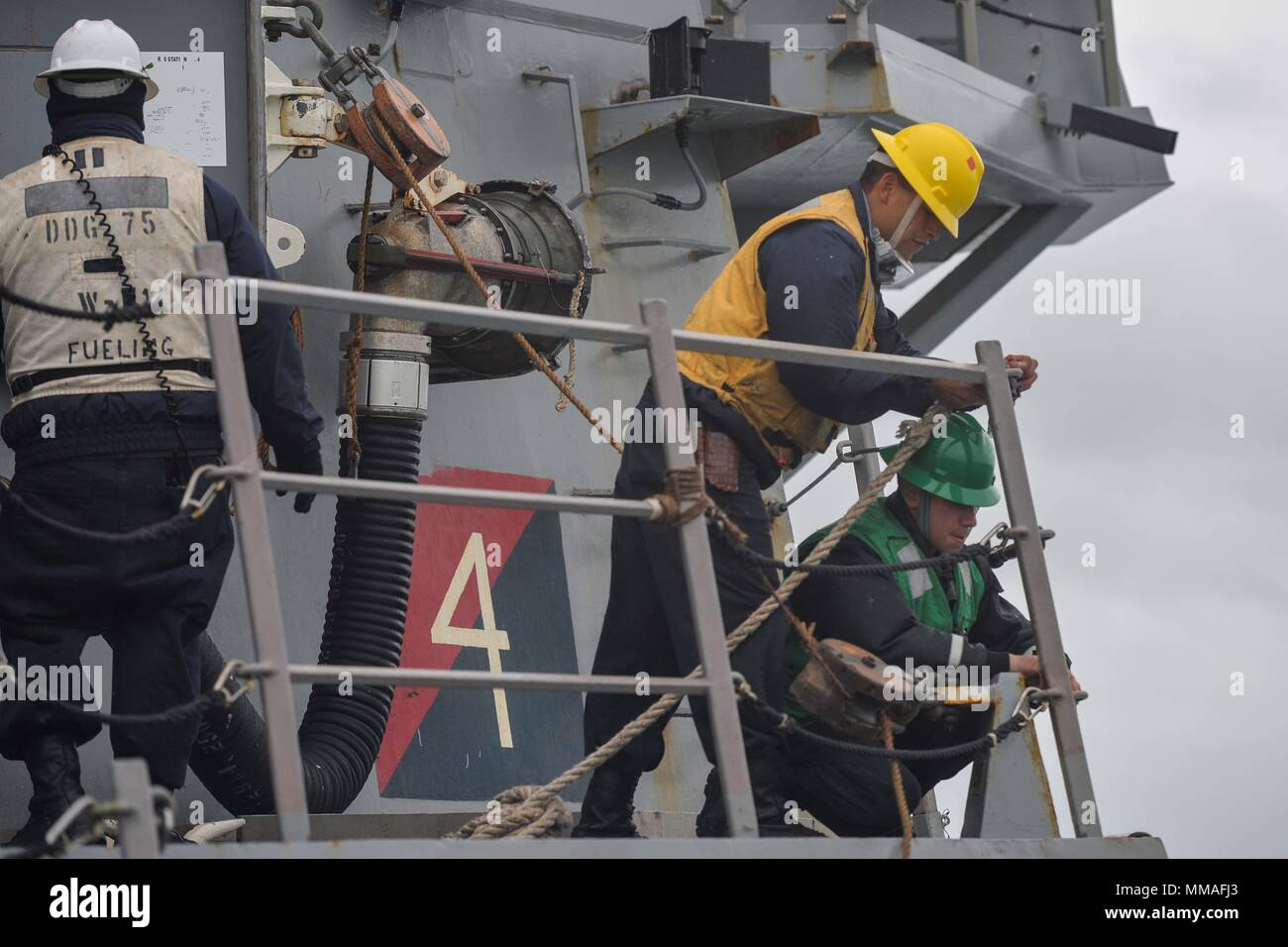 171004-N-FP878-164 IRISH SEA (Oct. 4, 2017) Sailors prepare a refueling ...