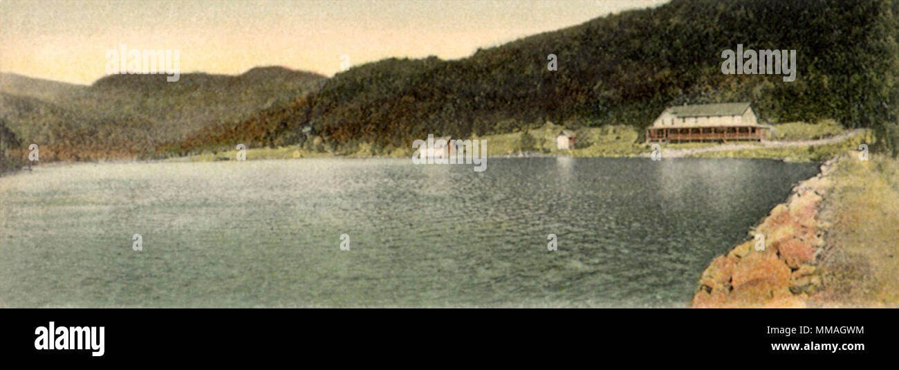 Lake Mansfield and Club House. Stowe. 1907 Stock Photo - Alamy