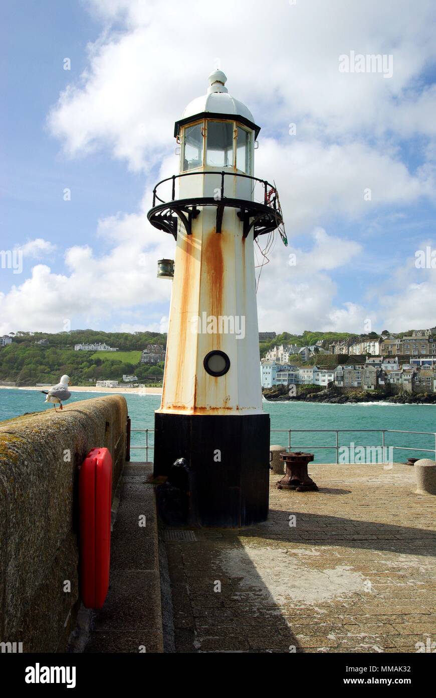 Lighthouse on St Ives Harbour, Cornwall, England Stock Photo - Alamy