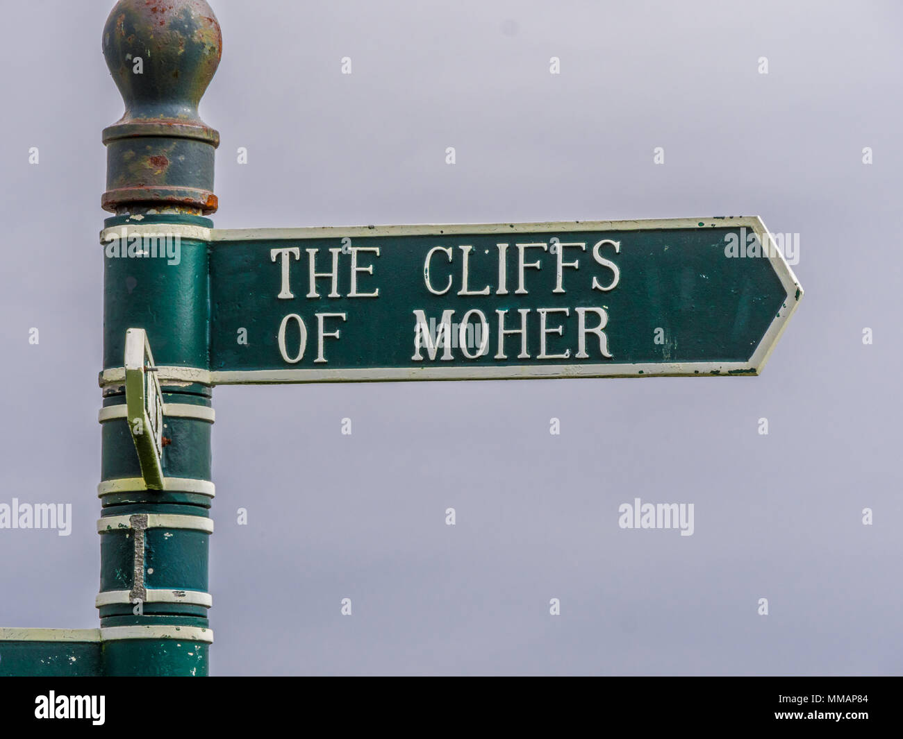 Cliffs of moher sign hi-res stock photography and images - Alamy