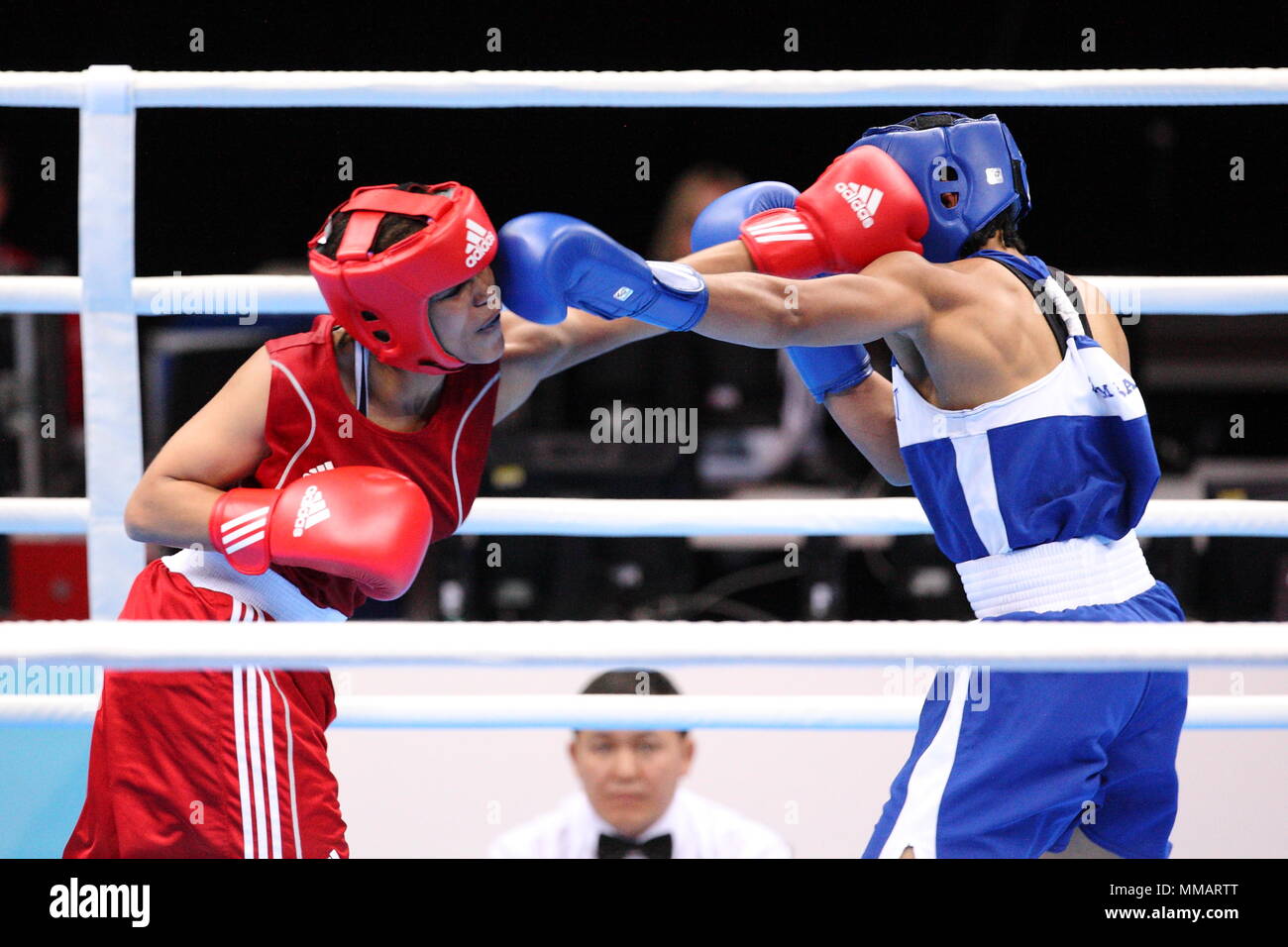 Women Boxing Referee High Resolution Stock Photography and Images - Alamy