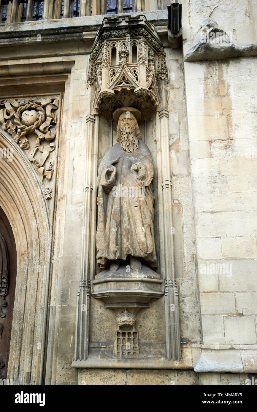 statue of st paul on west entrance to Bath Abbey Bath England UK Stock ...