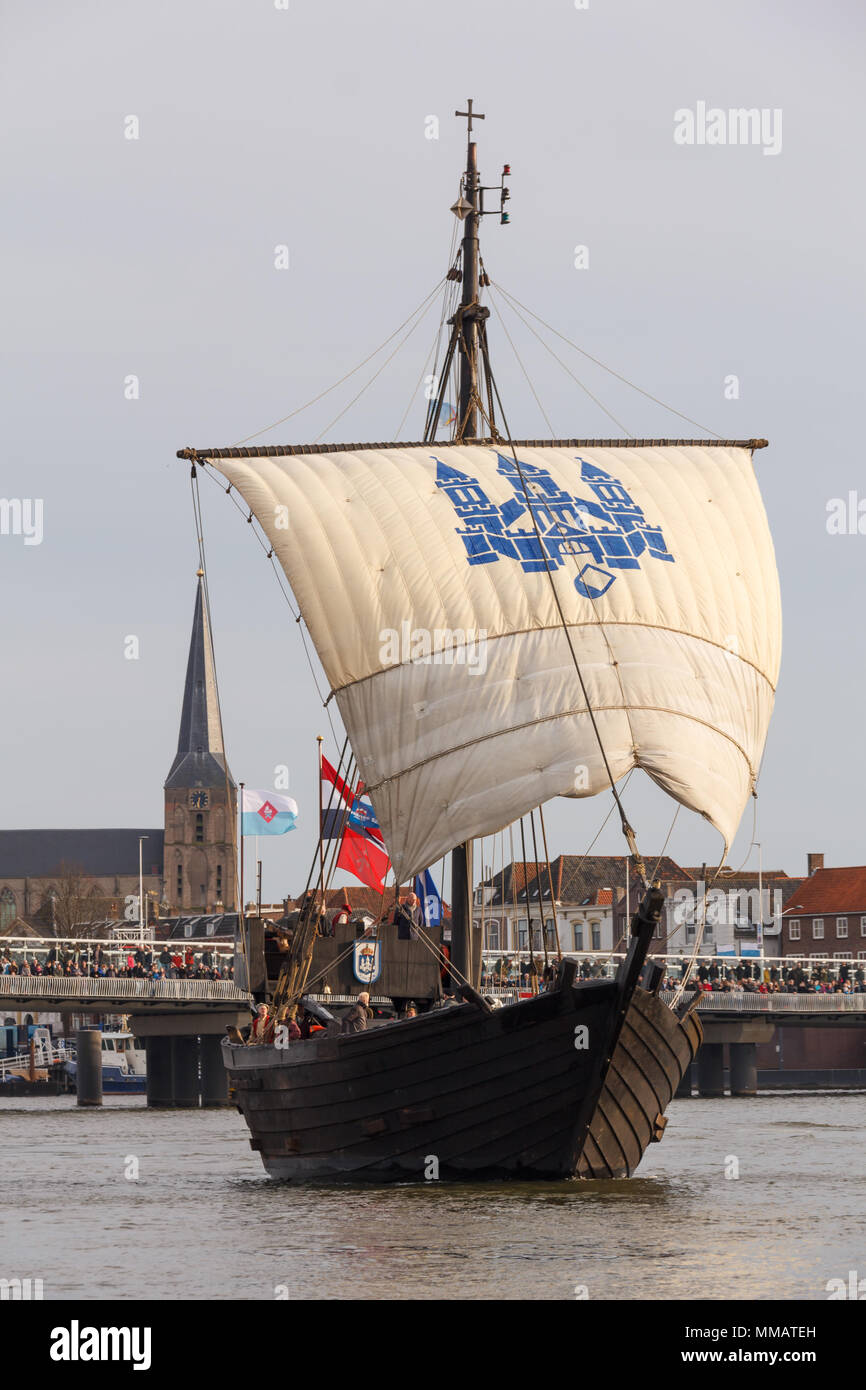 Hanseatic cog ship hi-res stock photography and images - Alamy
