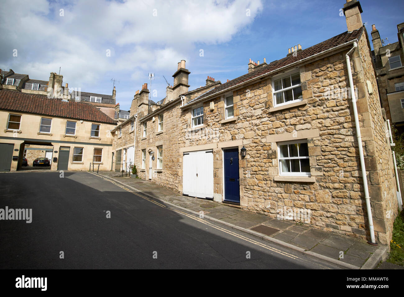 historic stone houses in circus place and mews behind the circle Bath ...