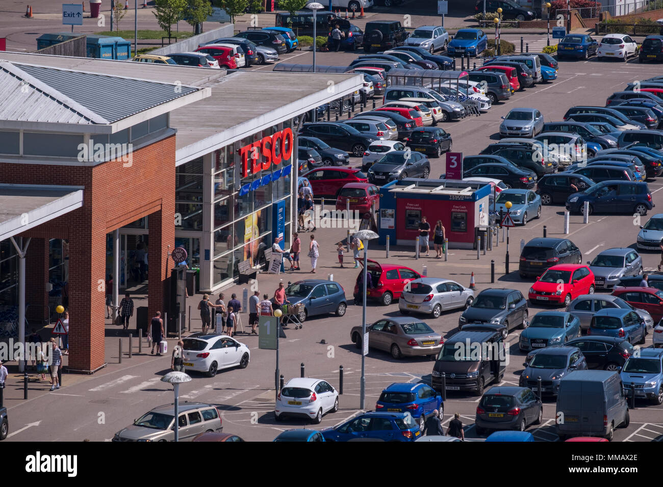 Tesco car park hi-res stock photography and images - Alamy