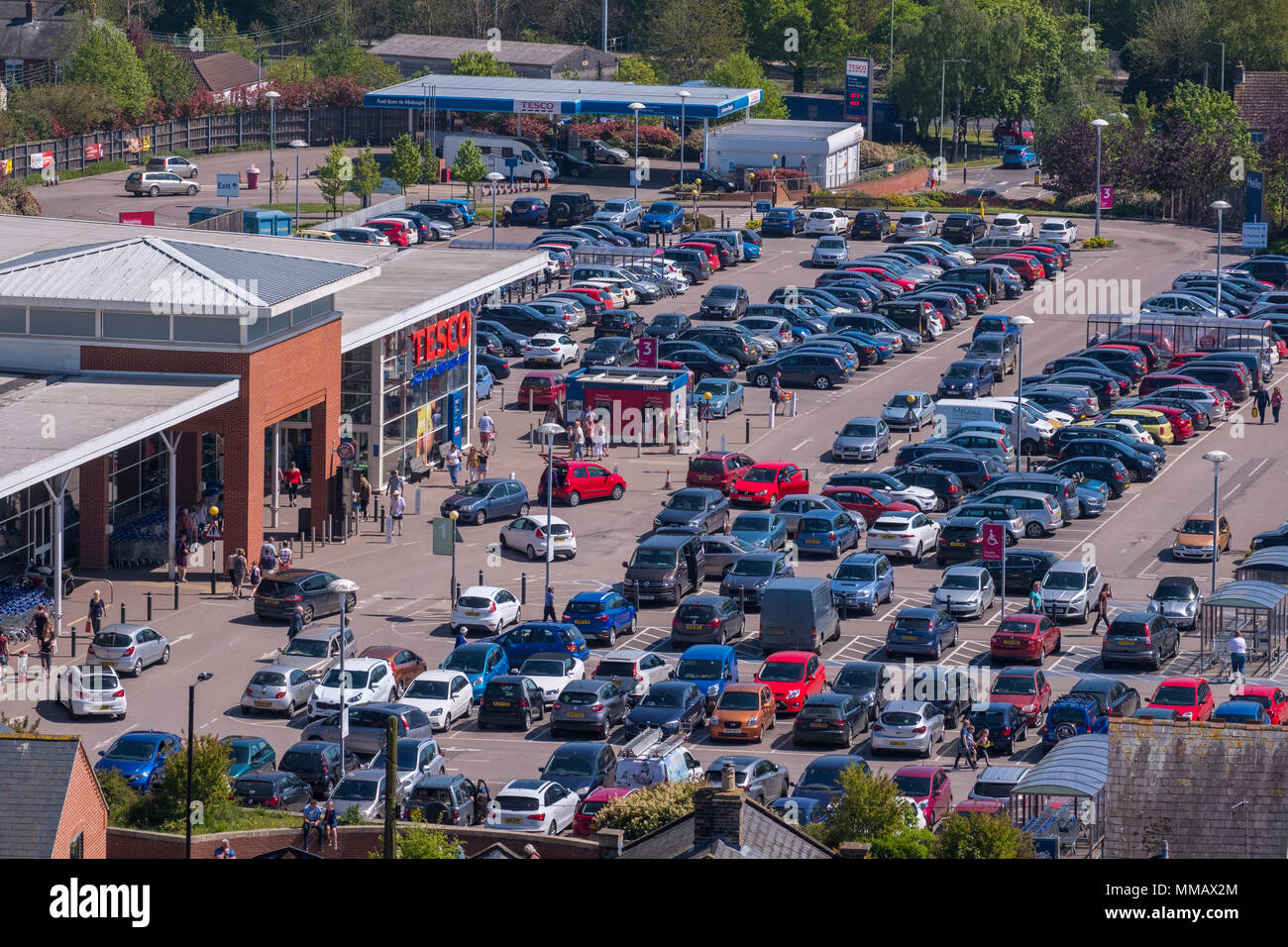 Tesco supermarket and car park. Beccles, Suffolk, UK Stock Photo - Alamy