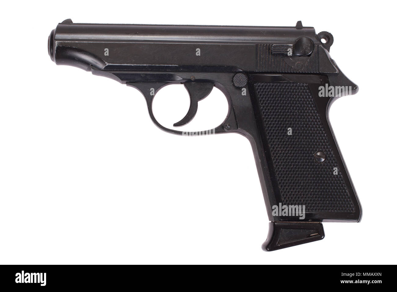 James bond gun barrel hi-res stock photography and images - Alamy