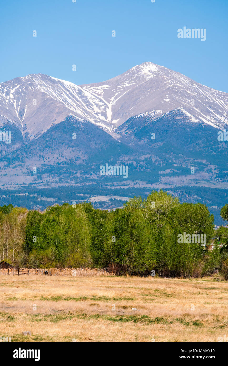 Mount shavano hi-res stock photography and images - Alamy