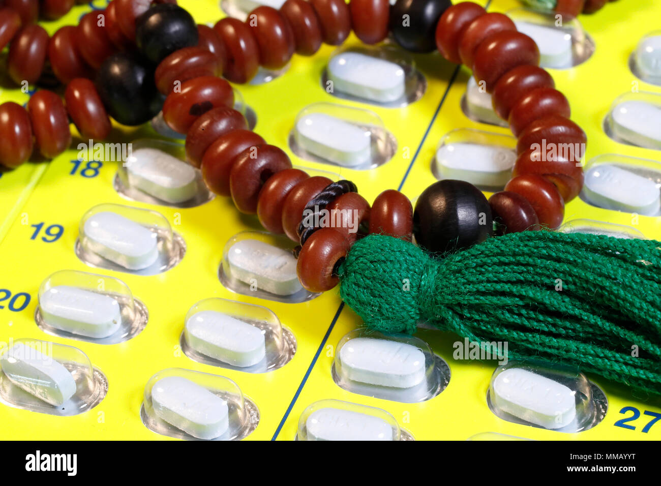 Tasbih hi-res stock photography and images - Alamy
