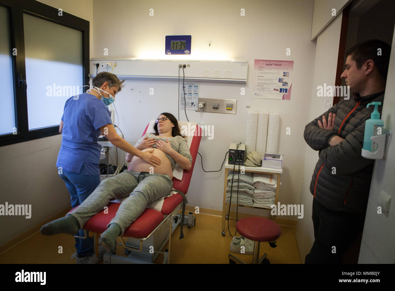Gynecological Examinations Stock Photos & Gynecological Examinations ...