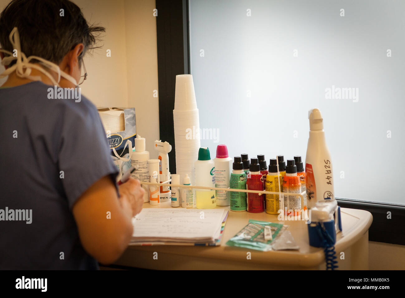 Maternity staff hi-res stock photography and images - Alamy