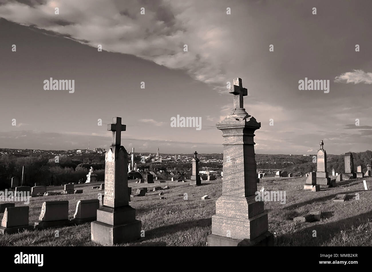 St michaels cemetery hi-res stock photography and images - Alamy