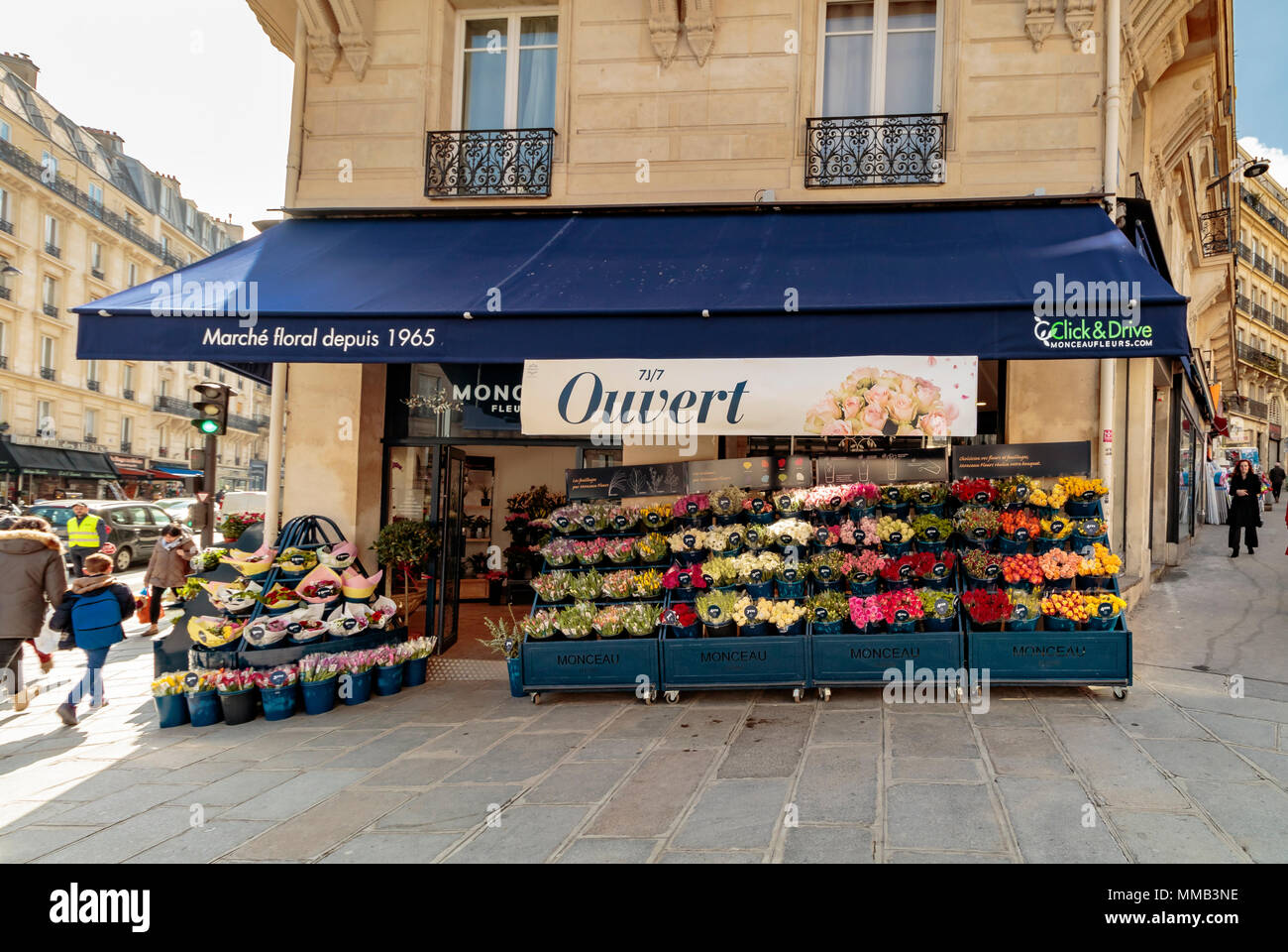 Monge hi-res stock photography and images - Alamy