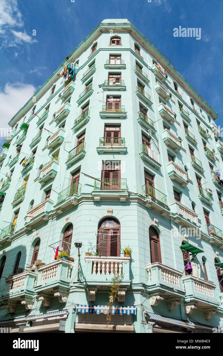 Cuban buildings detail hi-res stock photography and images - Alamy