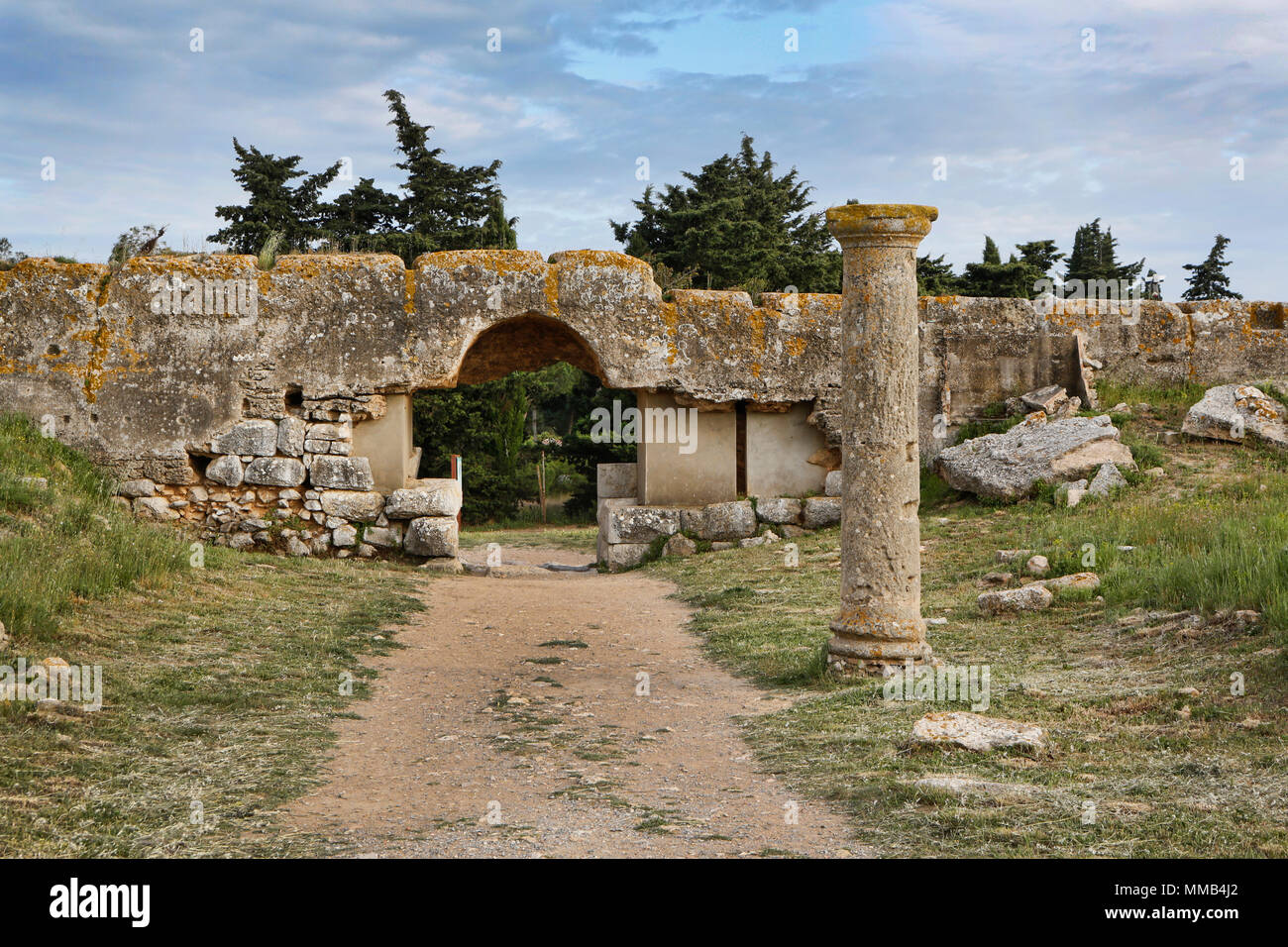 Remains of roman buildings hi-res stock photography and images - Alamy