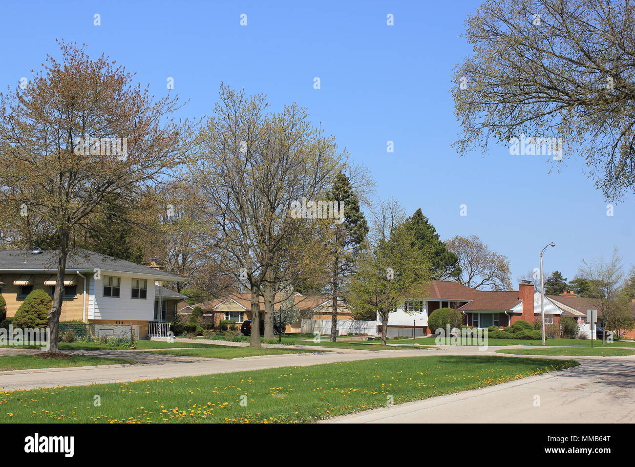 Suburb houses illinois hi-res stock photography and images - Alamy