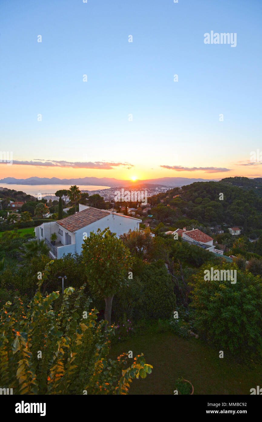 Cannes hi-res stock photography and images - Alamy