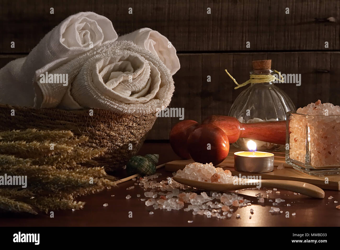 Set thai spa hi-res stock photography and images - Alamy