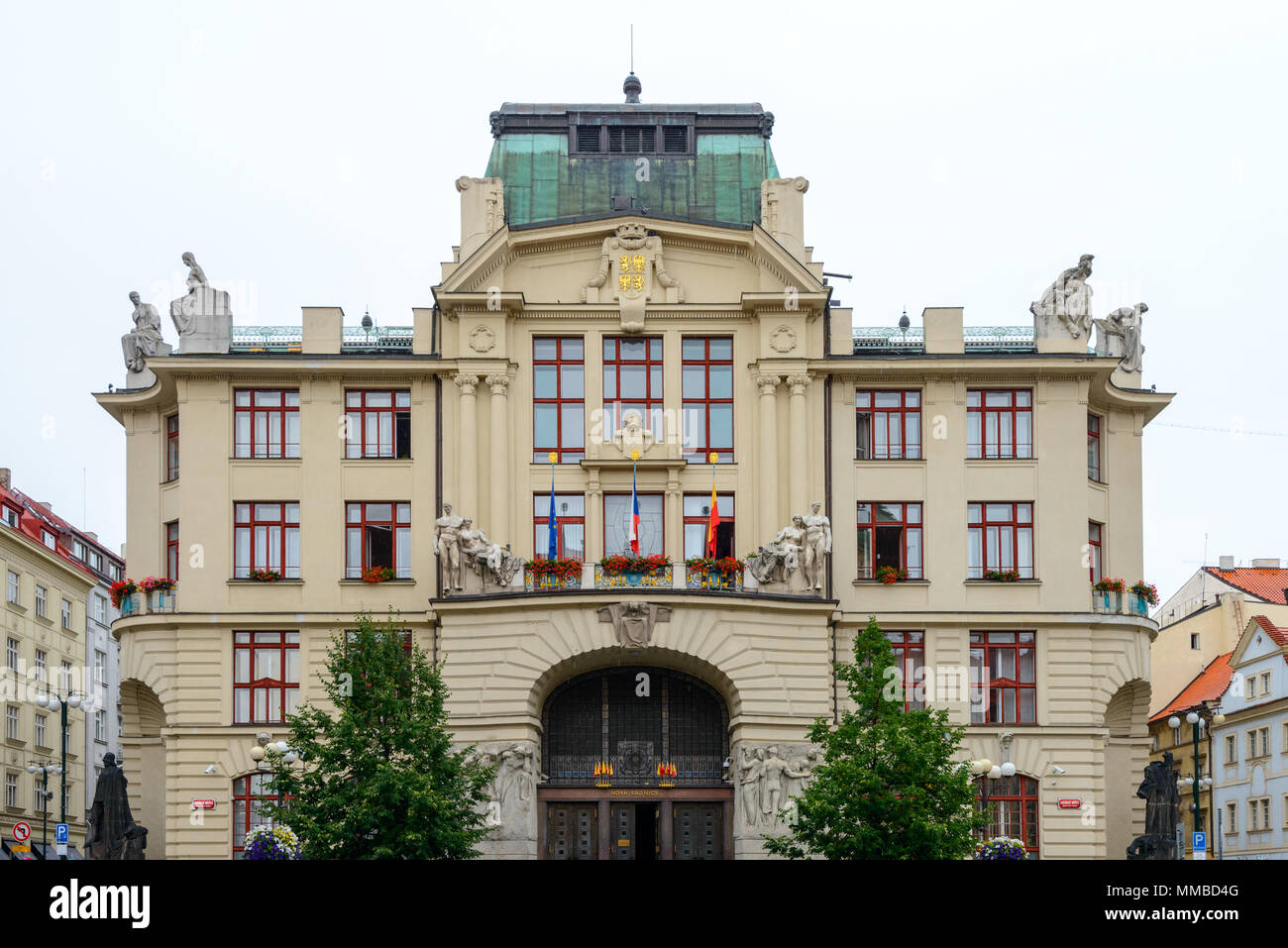 Nice building in the center of Prague Stock Photo - Alamy