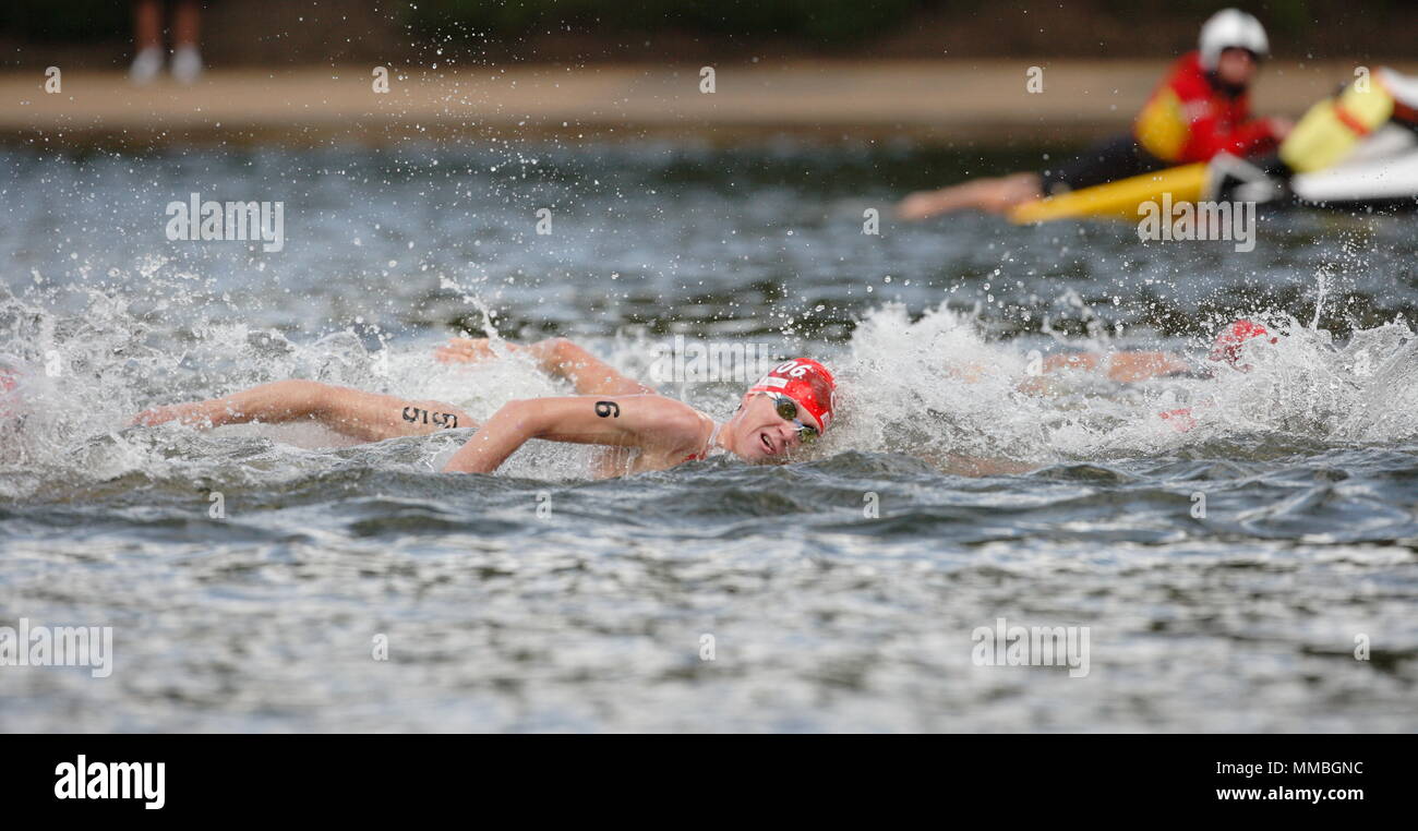 Serpentine swimming pool hi-res stock photography and images - Alamy